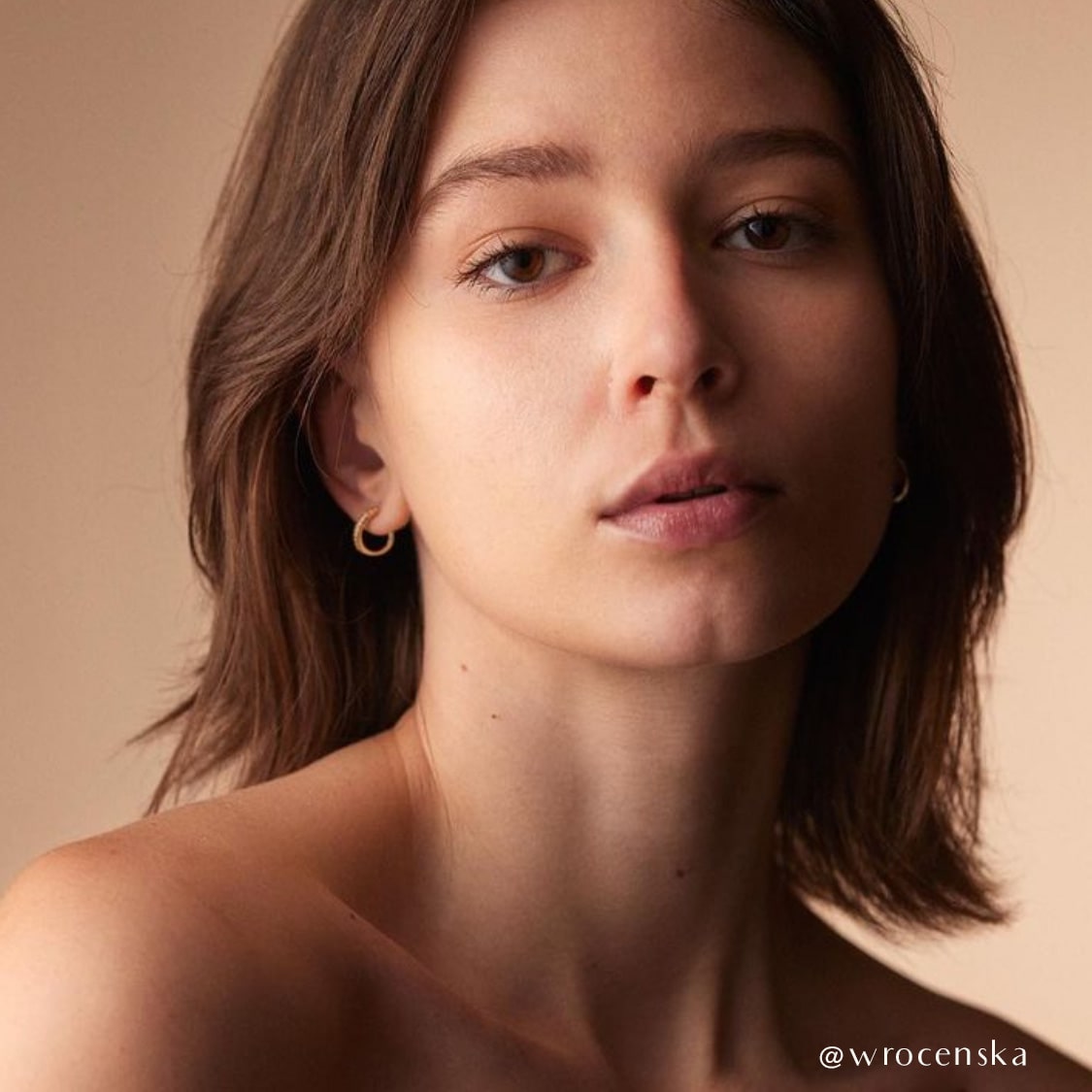 Ciana Clip-On Huggie Hoop Earrings | EARA